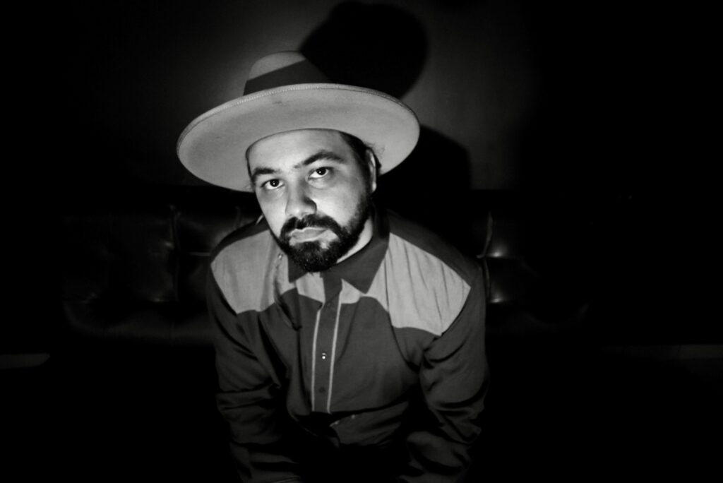 Jaison Neutra presenta su nuevo sencillo 'Liviano' y anuncia concierto ...