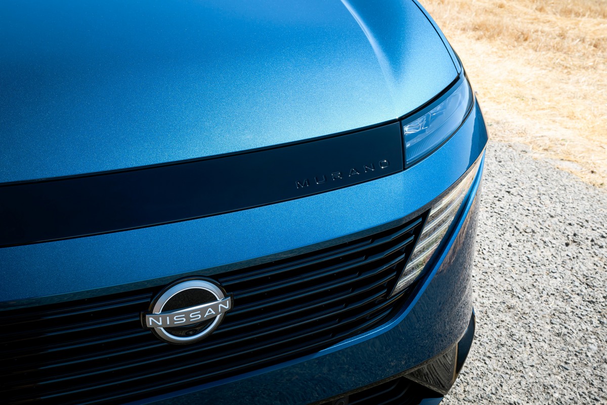 El océano en movimiento: Aurora Blue Metallic es el nuevo color de ...